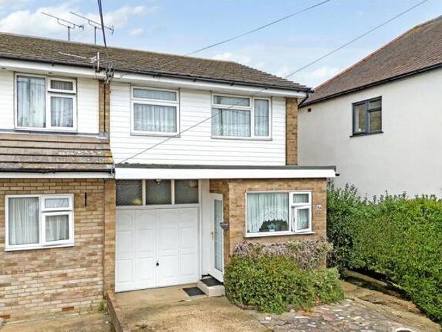 King Henrys Drive, Rochford, 3 Bedroom Semi detached