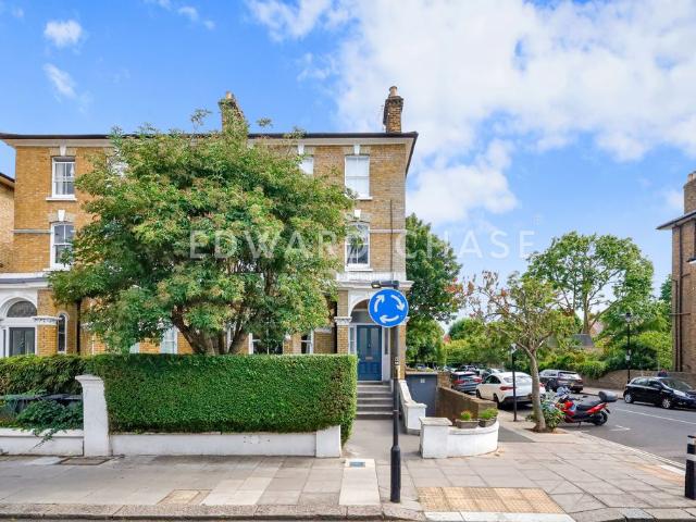 King Henrys Road, London NW3, 2 bed flat to rent, £3,400 pcm | PrimeLocation