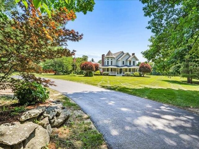 King James Dr, Londonderry, Home For Sale