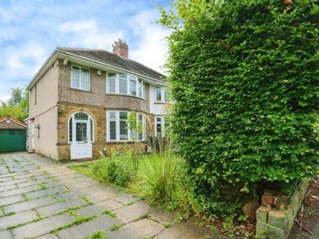 King Lane, Leeds, 3 Bedroom Semi detached