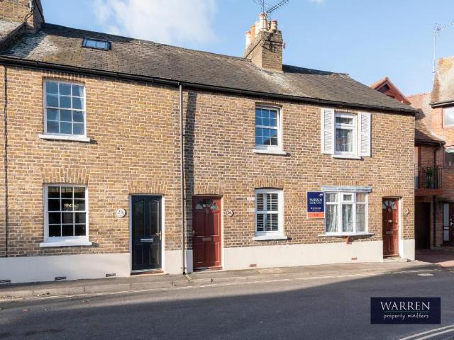 King Stable Street, Eton SL4 2 bed terraced house to rent £2,100 pcm £485 pw