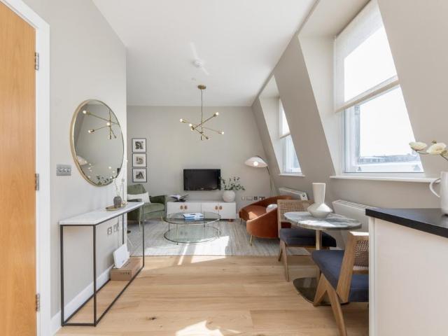 King Street, Covent Garden WC2 1 bed apartment to rent £3,683 pcm £850 pw