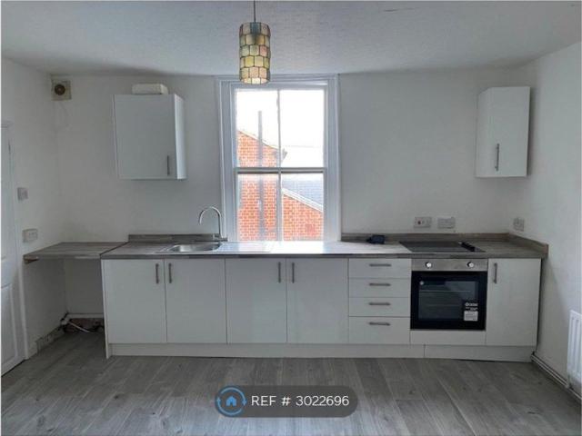 King Street, Great Yarmouth NR30, 2 bed flat to rent, £730 pcm | PrimeLocation
