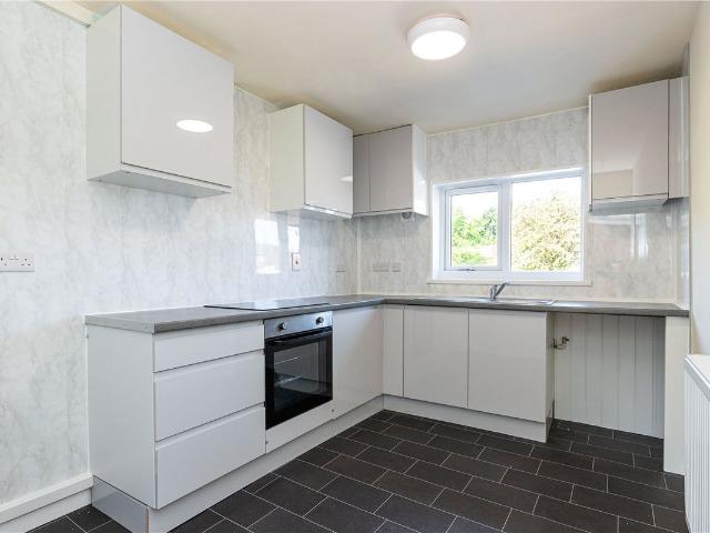 King Street, Kidsgrove, Stoke On Trent, Staffordshire ST7, 2 bed flat to rent, £725 pcm | PrimeLocation