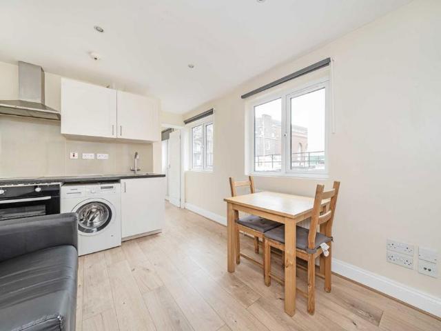 King Street, LONDON W6 1 bed flat to rent £1,750 pcm £404 pw