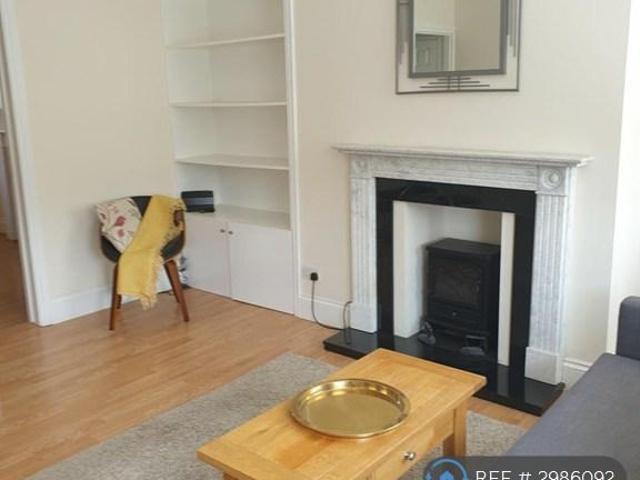 King Street, London, W6 1 bed flat to rent £2,200 pcm £508 pw