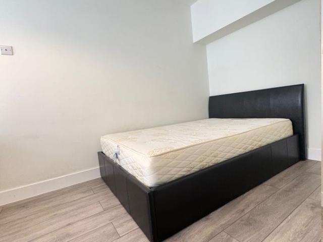 King Street, London W6, Studio to rent, £1,300 pcm | PrimeLocation