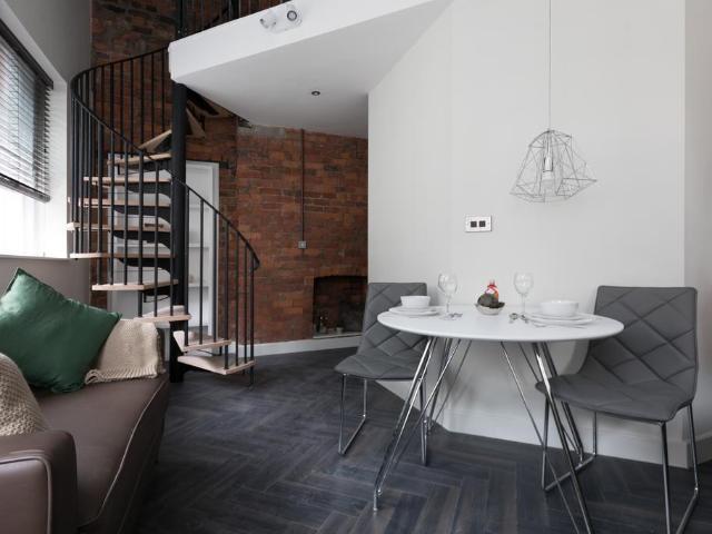 King Street, Manchester M2 1 bed apartment to rent £1,513 pcm £349 pw
