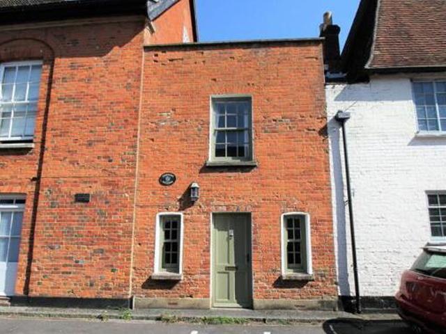King Street, Odiham, 2 Bedroom Cottage