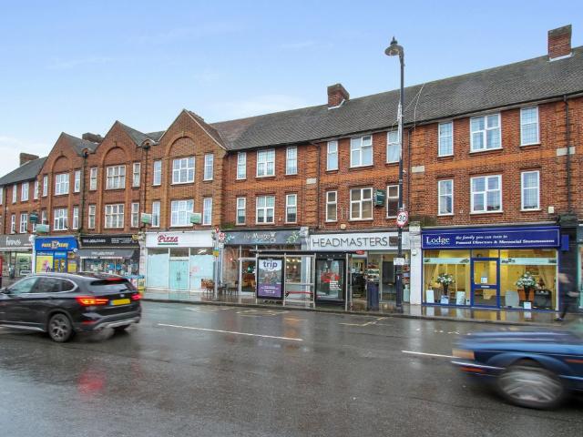 King Street Parade, Lc538, Twickenham TW1, 1 bed flat to rent, £1,600 pcm | PrimeLocation