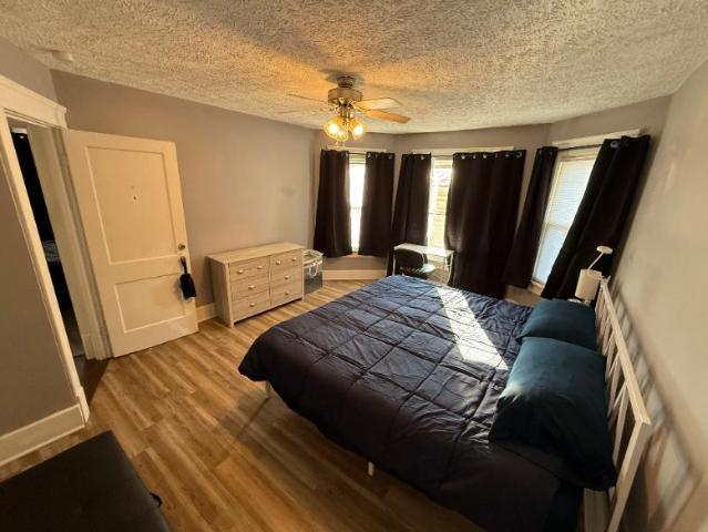 King Suite | _Car GarageFull FridgeLaundry On_Sit