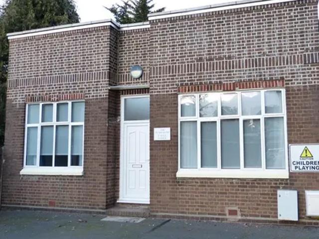 King Solomon Hotel, 155 Golders Green Road, London, NW11 9AA, United Kingdom | 2 bed apartment for rent #140396885 | Rentberry