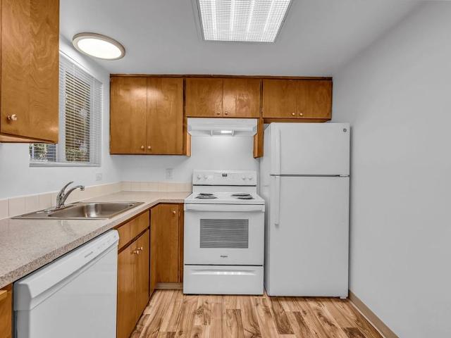 Kingcity Apartments 1 Bedroom Apartment for Rent at 11773 Sw King George Dr, King City, OR 97224