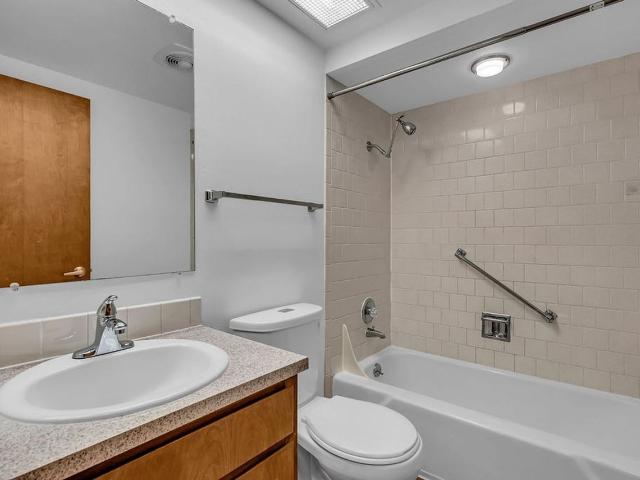 Kingcity Apartments 1 Bedroom Apartment for Rent at 11773 Sw King George Dr, King City, OR 97224