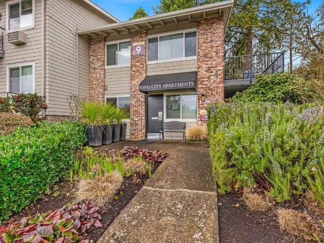 Kingcity Apartments 2 Bedroom Apartment for Rent at 11773 Sw King George Dr, King City, OR 97224