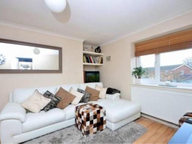 Kingcup Drive, Woking 1 bedroomProperty for lettings Seymours