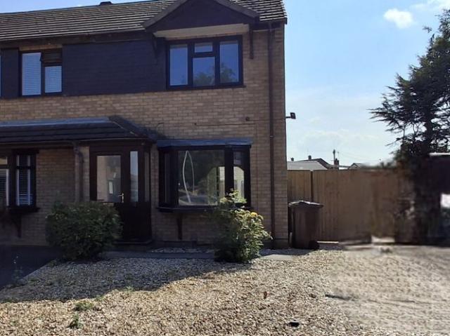 Kingfisher Close, Balderton, Newark NG24, 2 bed semi detached house to rent, £950 pcm | PrimeLocation