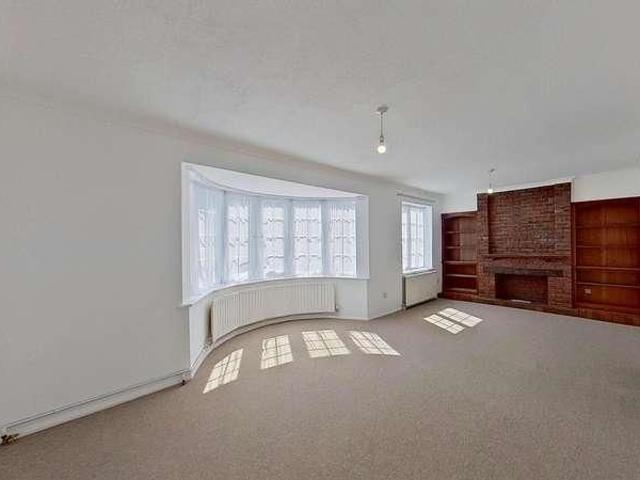 Kingfisher Court, Herne Bay, CT6