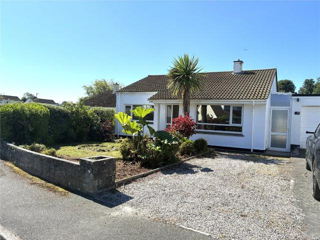 Kingfisher Drive, St Austell, Cornwall PL25, 3 bed bungalow to rent, £1,300 pcm | PrimeLocation