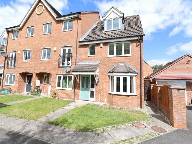 Kingfisher Drive, Wombwell, Barnsley S73, 3 bed town house to rent, £1,200 pcm | PrimeLocation