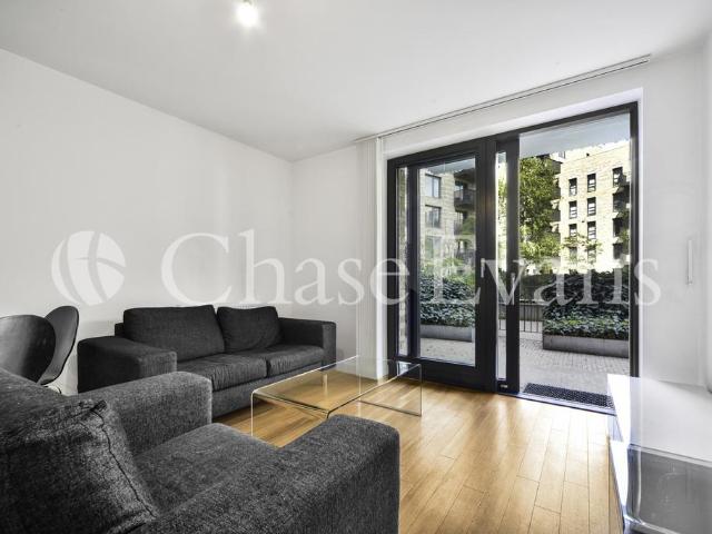 Kingfisher Heights, 2 Bramwell Way. 1 bed flat to rent £1,733 pcm £400 pw