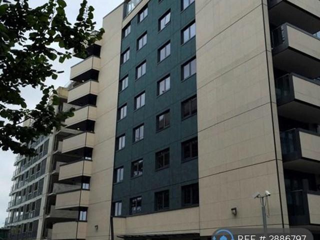 Kingfisher Heights, London, N17 1 bed flat to rent £1,800 pcm £415 pw