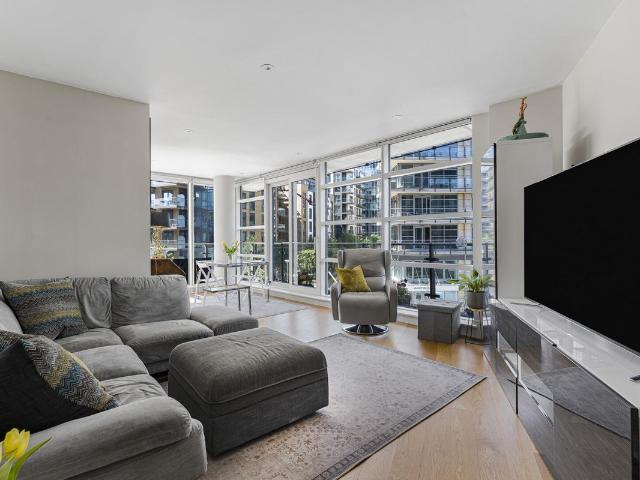 Kingfisher House, Battersea Reach, Juniper Drive, London SW18, 2 bed flat to rent, £3,200 pcm | PrimeLocation