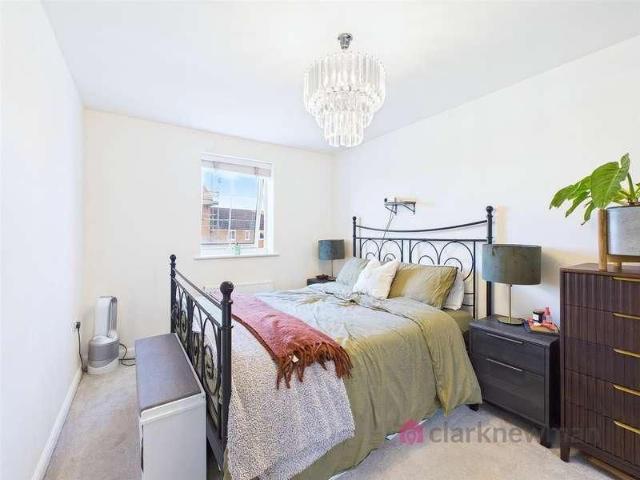 Kingfisher Way, Gilden Park, Old Harlow, CM17