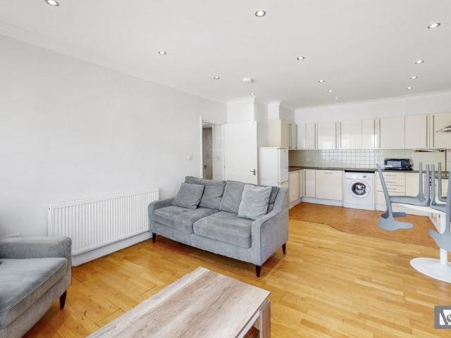 Kings Terrace, Camden, London NW1, 3 bed flat to rent, £3,900 pcm | PrimeLocation