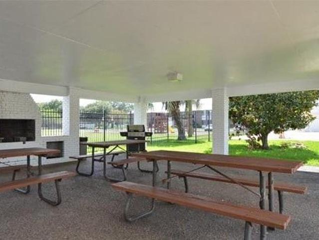 Kings Trail Apartment Homes 2 Bedroom Apartment for Rent at 3770 Toledo Rd, Jacksonville, FL 32217 San Jose