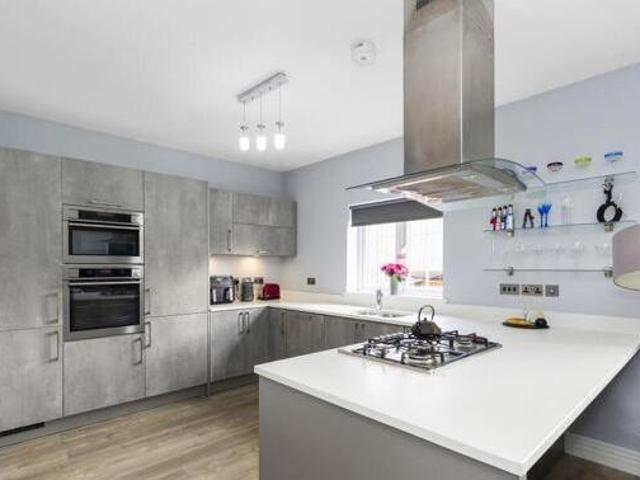 Kings View Crescent, Ratho, 5 Bedroom Detached