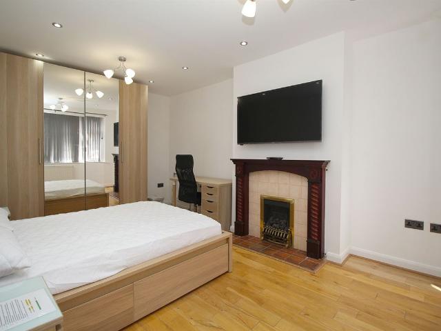 Kings Avenue, Loughborough LE11, Room to rent, £800 pcm | PrimeLocation