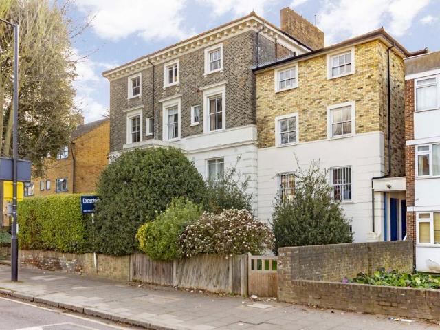 Kings Avenue, London SW4 2 bed flat to rent £2,000 pcm £462 pw