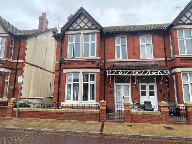 Kings Avenue, Rhyl LL18, Studio to rent, £640 pcm | PrimeLocation