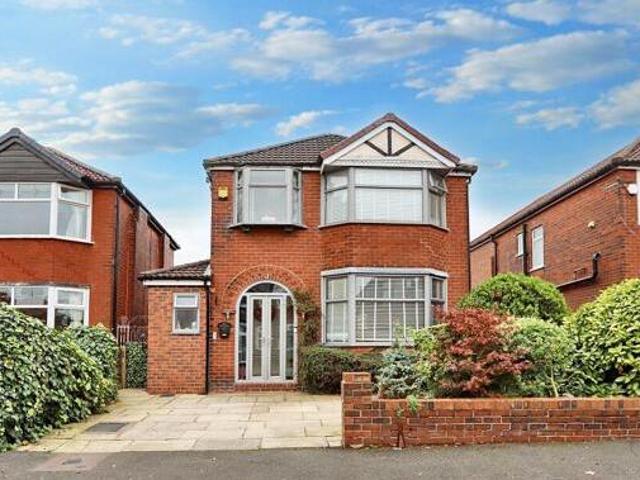 Kings Avenue, Whitefield, 3 Bedroom Detached