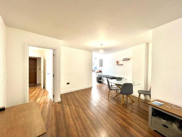 Kings Chambers, Queens Road. 2 bed apartment to rent £1,150 pcm £265 pw