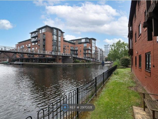 Kings Court, Birmingham B1, 3 bed flat to rent, £1,900 pcm | PrimeLocation
