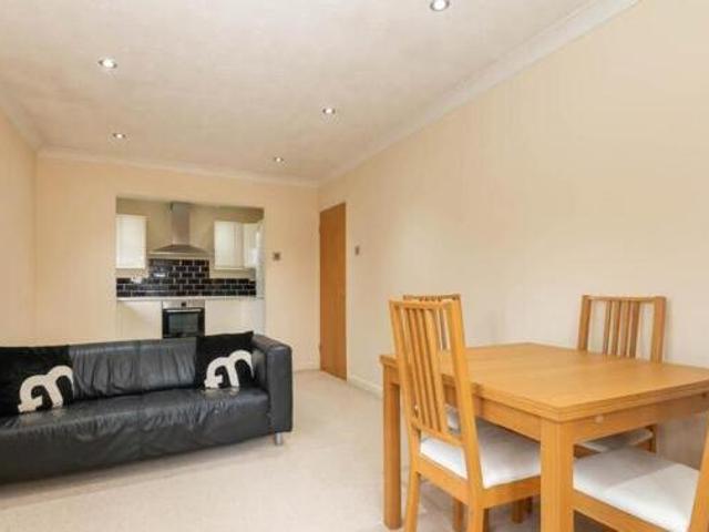 Kings Court, Bridge Street, 1 Bedroom Apartment
