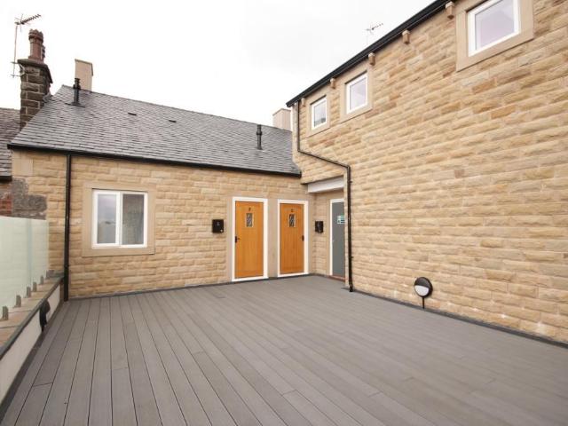Kings Court, New Market Street, Clitheroe BB7, 2 bed flat to rent, £895 pcm | PrimeLocation