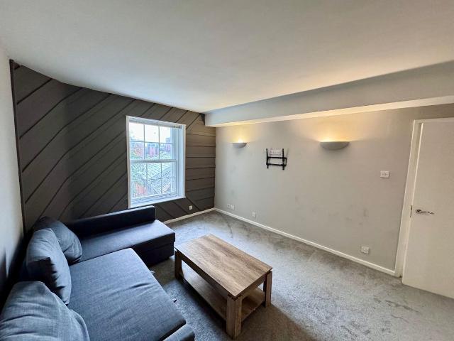 Kings Court, Nottingham NG1, 1 bed flat to rent, £985 pcm | PrimeLocation