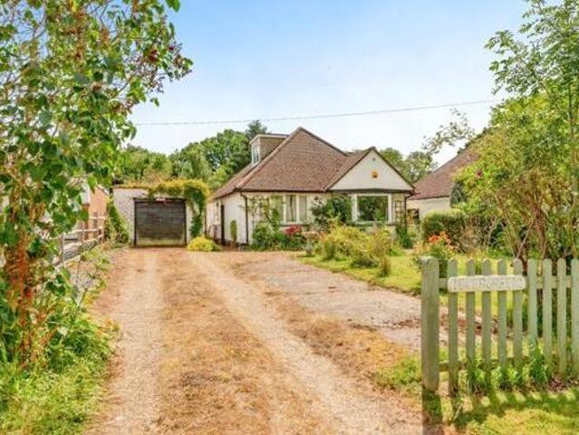 Kings Cross Lane, South Nutfield, 3 Bedroom Detached