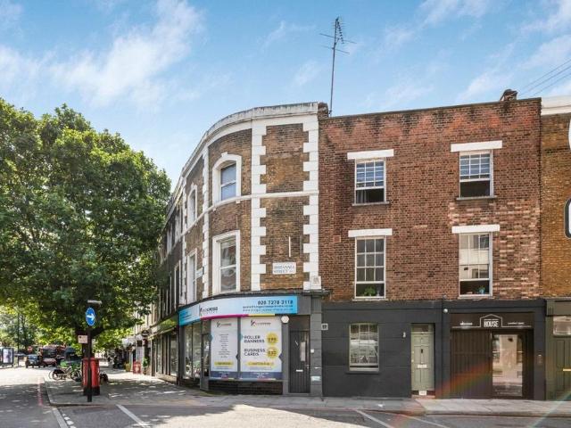 Kings Cross Road, Clerkenwell. 1 bed apartment to rent £2,275 pcm £525 pw