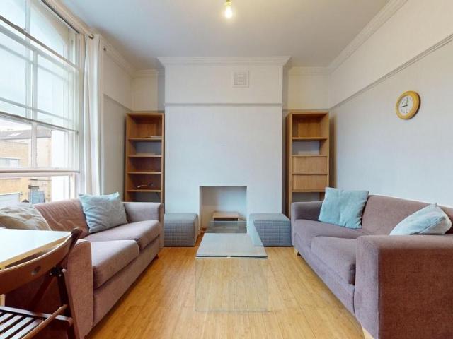 King's Cross Road, LONDON, WC1X 2 bed apartment to rent £3,300 pcm £762 pw