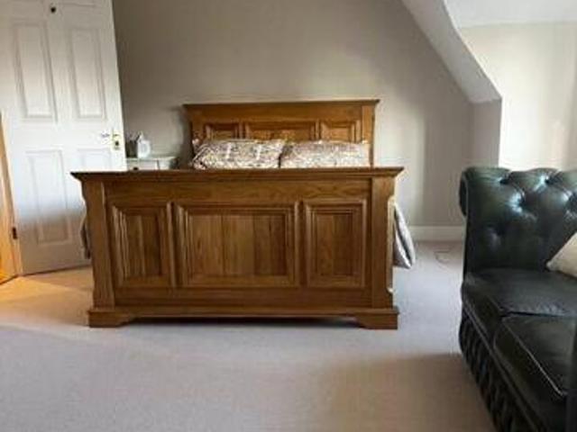 Kings Drive, Thames Ditton, 1 Bedroom House