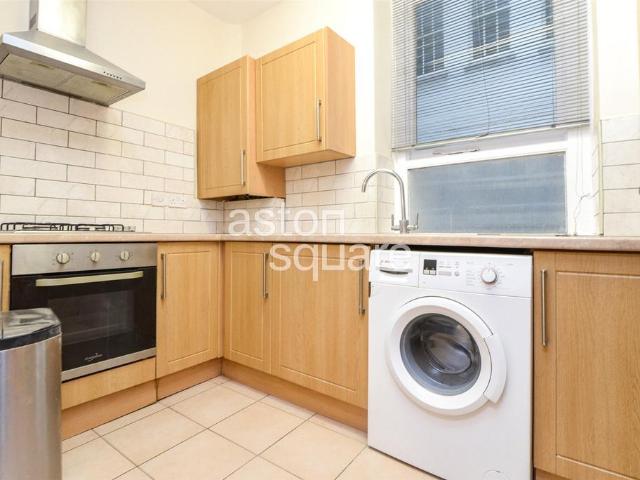 Kings Gardens, London, NW6 3 bed apartment to rent £3,200 pcm £738 pw