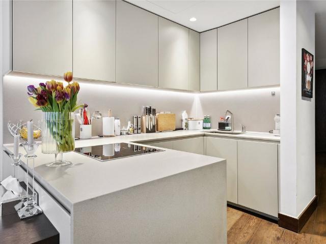 Kings Gate Walk, Westminster, London SW1E, 1 bed flat to rent, £3,800 pcm | PrimeLocation