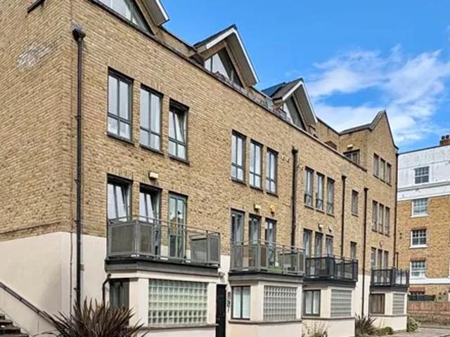 Kings House, 1 Brightlingsea Place, London, E14 8DB, United Kingdom | 5 bed house for rent #167676419 | Rentberry