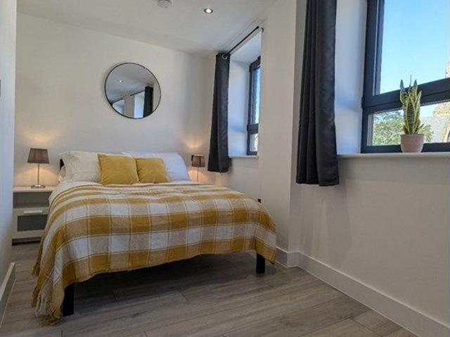 Kings House, Wrexham LL11, 1 bed flat to rent, £850 pcm | PrimeLocation