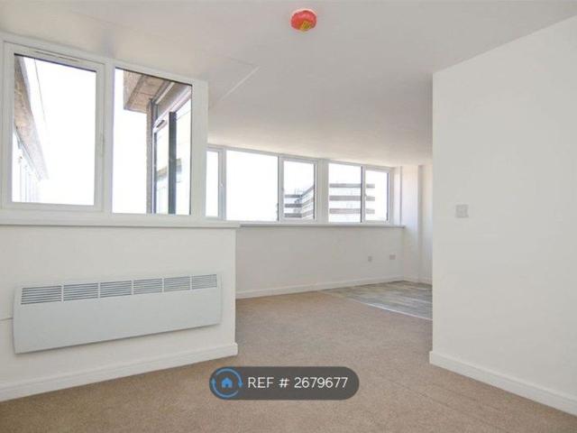 Kings House, Dudley DY2, 2 bed flat to rent, £1,025 pcm | PrimeLocation
