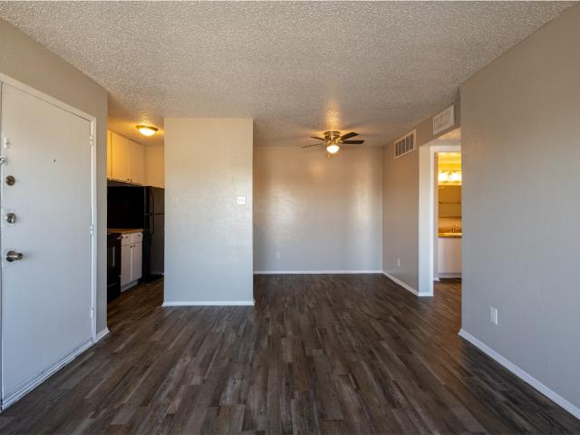 Kings Landing 2 Bedroom Apartment for Rent at 1300 E Dallas St, Mansfield, TX 76063 Hillcrest